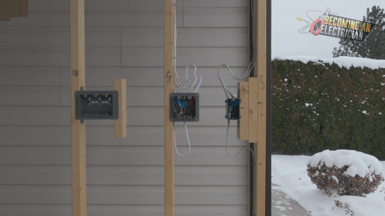 How to Splice Wires in a Double Gang Box – Becoming an Electrician