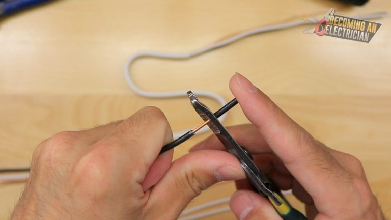 How to Strip Single Conductor Insulation – Becoming an Electrician